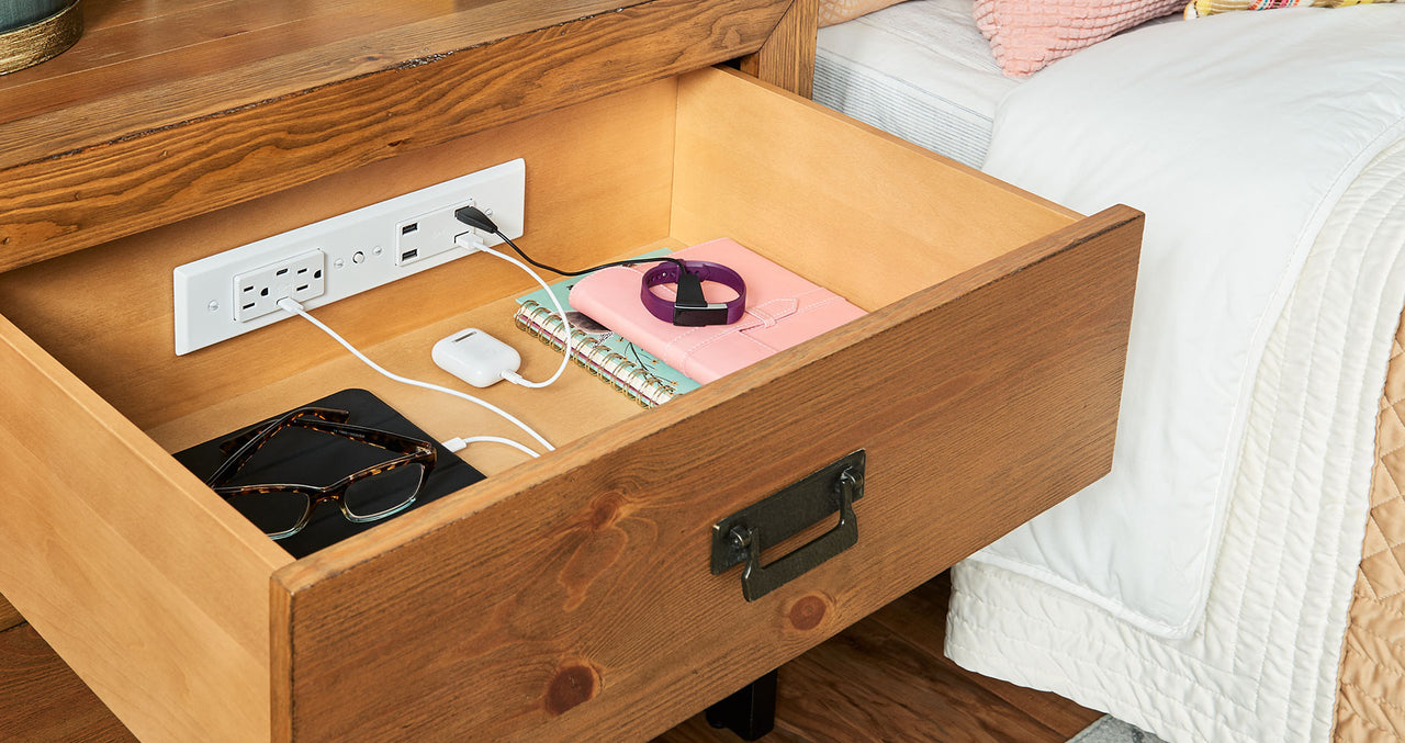 Charge Devices Faster With USB-C with Power Delivery – Docking Drawer